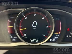White Volvo XC60 2016 in Riga, with an engine capacity of 2.40 L and mileage of 0 thousand km for 12800 €, photo 15 on AUTOMOTO.COM.LV
