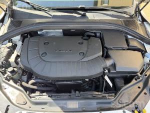 White Volvo XC60 2016 in Riga, with an engine capacity of 2.40 L and mileage of 0 thousand km for 12800 €, photo 17 on AUTOMOTO.COM.LV