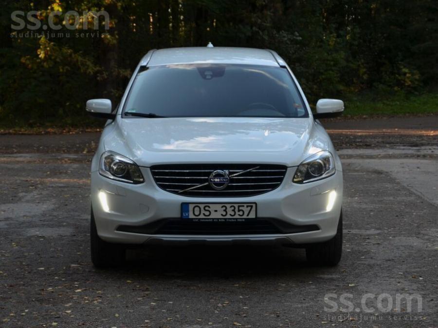 Balts Volvo XC60 2016 Rīga, ar dzinēja tilpumu 2.40 L un nobraukumu 191 tūkst. km par 14490 €, foto 4 vietnē AUTOMOTO.COM.LV