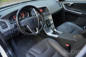 Balts Volvo XC60 2016 Rīga, ar dzinēja tilpumu 2.40 L un nobraukumu 191 tūkst. km par 14490 €, foto 14 vietnē AUTOMOTO.COM.LV