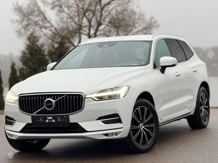 White Volvo XC60 2017 in Utena, with an engine capacity of 1.97 L and mileage of 214 thousand km for 19950 €, photo 1 on AUTOMOTO.COM.LV