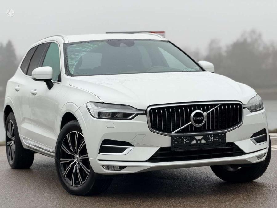 White Volvo XC60 2017 in Utena, with an engine capacity of 1.97 L and mileage of 214 thousand km for 19950 €, photo 1 on AUTOMOTO.COM.LV