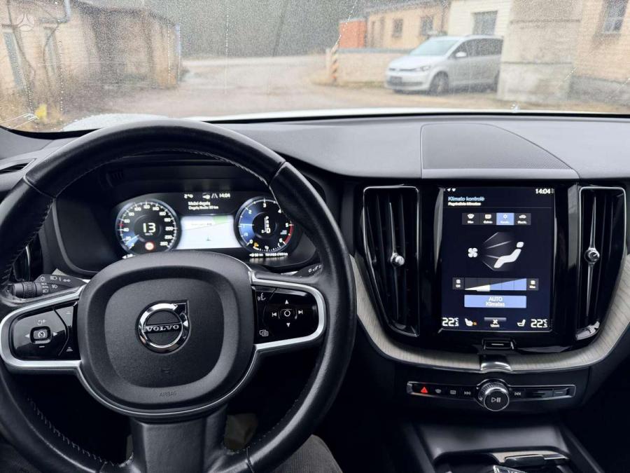Balts Volvo XC60 2017 Utena, ar dzinēja tilpumu 1.97 L un nobraukumu 214 tūkst. km par 19950 €, foto 21 vietnē AUTOMOTO.COM.LV