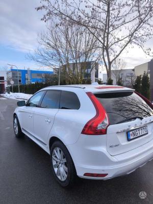 White Volvo XC60 2017 in Vilnius, with an engine capacity of 1.97 L and mileage of 197 thousand km for 15800 €, photo  on AUTOMOTO.COM.LV