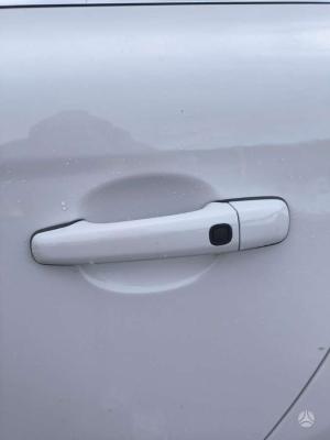 Белый Вольво ХС60 2017 в Вильнюс, объемом двигателя 1.97 л и пробегом 197 тыс. км за 15800 €, фото 16 на AUTOMOTO.COM.LV