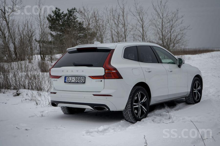 Balts Volvo XC60 2017 Liepāja, ar dzinēja tilpumu 2.00 L un nobraukumu 243 tūkst. km par 19800 €, foto 4 vietnē AUTOMOTO.COM.LV