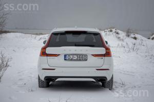 Balts Volvo XC60 2017 Liepāja, ar dzinēja tilpumu 2.00 L un nobraukumu 243 tūkst. km par 19800 €, foto 5 vietnē AUTOMOTO.COM.LV