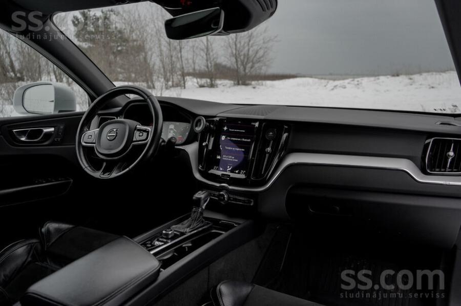 Balts Volvo XC60 2017 Liepāja, ar dzinēja tilpumu 2.00 L un nobraukumu 243 tūkst. km par 19800 €, foto 15 vietnē AUTOMOTO.COM.LV