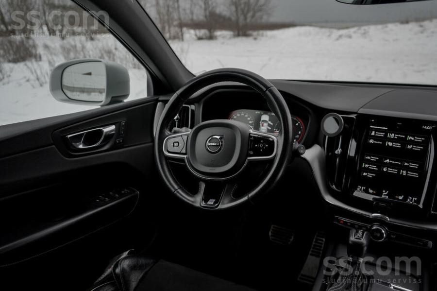 Balts Volvo XC60 2017 Liepāja, ar dzinēja tilpumu 2.00 L un nobraukumu 243 tūkst. km par 19800 €, foto 16 vietnē AUTOMOTO.COM.LV
