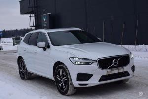 White Volvo XC60 2017 in Vilnius, with an engine capacity of 1.97 L and mileage of 248 thousand km for 20000 €, photo 3 on AUTOMOTO.COM.LV