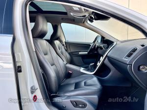 Balts Volvo XC60 2017 Tallina, ar dzinēja tilpumu 2.40 L un nobraukumu 210 tūkst. km par 16500 €, foto 13 vietnē AUTOMOTO.COM.LV