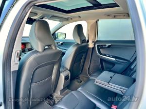 Balts Volvo XC60 2017 Tallina, ar dzinēja tilpumu 2.40 L un nobraukumu 210 tūkst. km par 16500 €, foto 14 vietnē AUTOMOTO.COM.LV