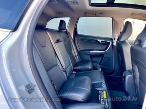 Balts Volvo XC60 2017 Tallina, ar dzinēja tilpumu 2.40 L un nobraukumu 210 tūkst. km par 16500 €, foto 16 vietnē AUTOMOTO.COM.LV