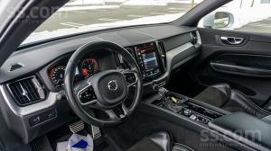 White Volvo XC60 2017 in Riga, with an engine capacity of 2.00 L and mileage of 244 thousand km for 18190 €, photo 10 on AUTOMOTO.COM.LV