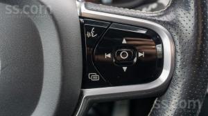 White Volvo XC60 2017 in Riga, with an engine capacity of 2.00 L and mileage of 244 thousand km for 18190 €, photo 20 on AUTOMOTO.COM.LV