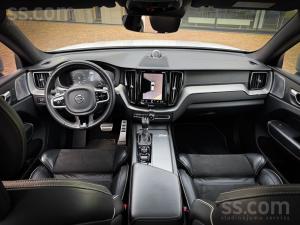 Balts Volvo XC60 2017 Rīga, ar dzinēja tilpumu 2.00 L un nobraukumu 99 tūkst. km par 24700 €, foto 18 vietnē AUTOMOTO.COM.LV