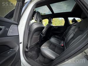 Balts Volvo XC60 2017 Rīga, ar dzinēja tilpumu 2.00 L un nobraukumu 99 tūkst. km par 24700 €, foto 20 vietnē AUTOMOTO.COM.LV
