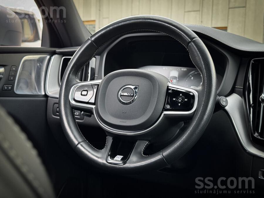 Balts Volvo XC60 2017 Rīga, ar dzinēja tilpumu 2.00 L un nobraukumu 99 tūkst. km par 24700 €, foto 25 vietnē AUTOMOTO.COM.LV