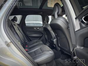Balts Volvo XC60 2017 Rīga, ar dzinēja tilpumu 2.00 L un nobraukumu 99 tūkst. km par 24700 €, foto 28 vietnē AUTOMOTO.COM.LV