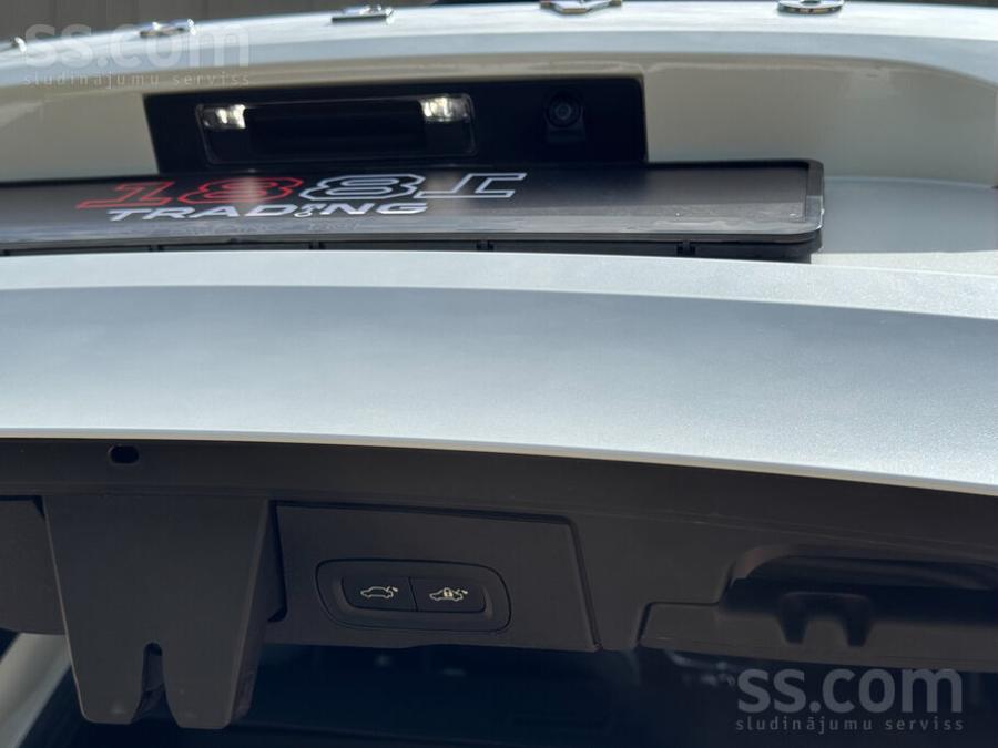 Balts Volvo XC60 2017 Rīga, ar dzinēja tilpumu 2.00 L un nobraukumu 99 tūkst. km par 24700 €, foto 29 vietnē AUTOMOTO.COM.LV