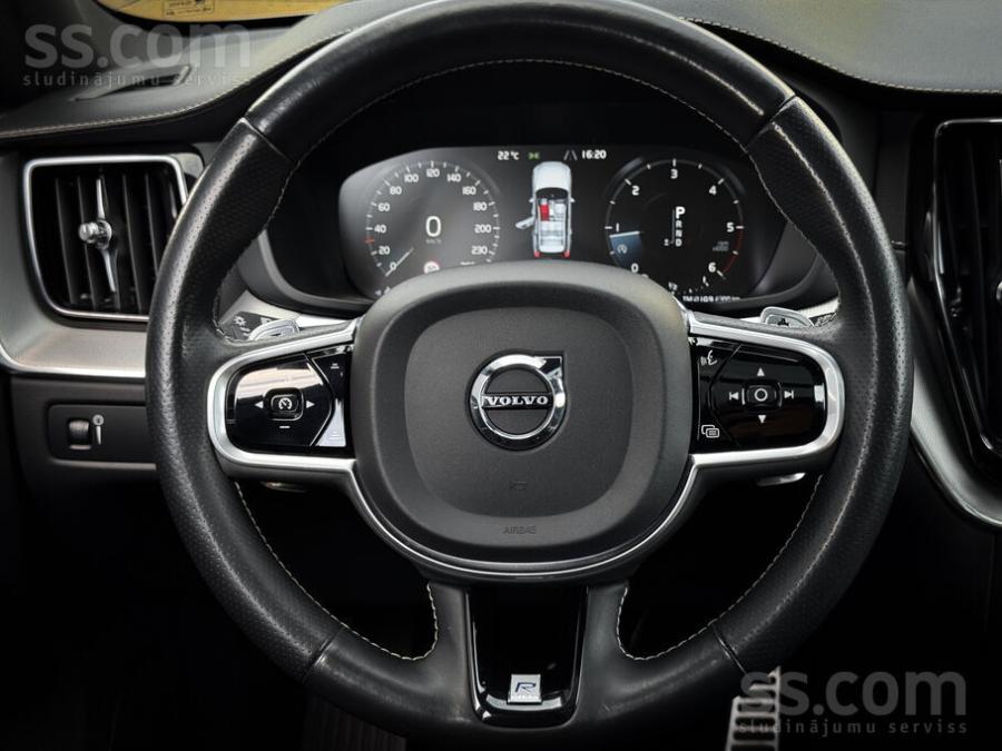 Balts Volvo XC60 2017 Rīga, ar dzinēja tilpumu 2.00 L un nobraukumu 99 tūkst. km par 24700 €, foto 35 vietnē AUTOMOTO.COM.LV
