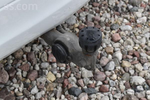 Balts Volvo XC60 2017 Kuldīga, ar dzinēja tilpumu 2.00 L un nobraukumu 0 tūkst. km par 20550 €, foto 8 vietnē AUTOMOTO.COM.LV