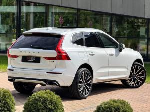 Balts Volvo XC60 2017 Rīga, ar dzinēja tilpumu 2.00 L un nobraukumu 99 tūkst. km par 23800 €, foto 5 vietnē AUTOMOTO.COM.LV