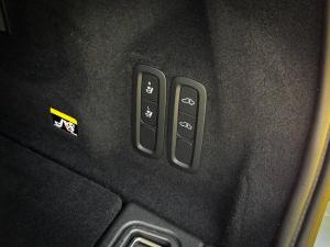 Balts Volvo XC60 2017 Rīga, ar dzinēja tilpumu 2.00 L un nobraukumu 99 tūkst. km par 23800 €, foto 21 vietnē AUTOMOTO.COM.LV