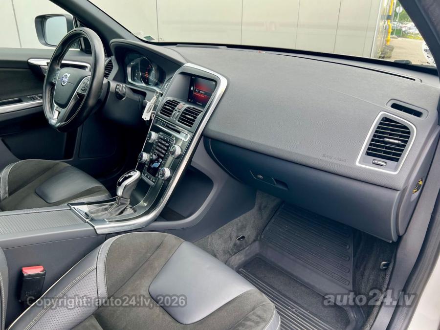 Balts Volvo XC60 2017 Tallina, ar dzinēja tilpumu 2.40 L un nobraukumu 0 tūkst. km par 16999 €, foto 12 vietnē AUTOMOTO.COM.LV