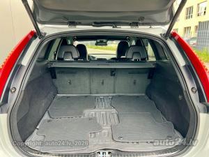 Balts Volvo XC60 2017 Tallina, ar dzinēja tilpumu 2.40 L un nobraukumu 0 tūkst. km par 16999 €, foto 23 vietnē AUTOMOTO.COM.LV