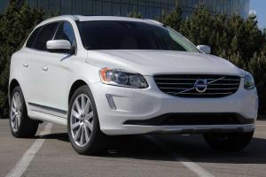 Balts Volvo XC60 2017 Šauļi, ar dzinēja tilpumu 1.97 L un nobraukumu 238 tūkst. km par 13999 €, foto  vietnē AUTOMOTO.COM.LV
