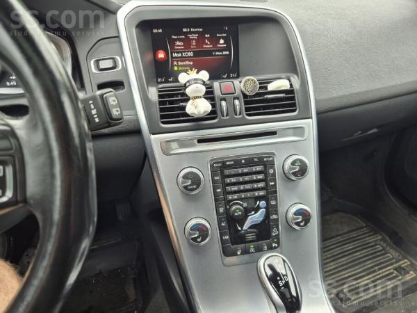 Balts Volvo XC60 2017 Rēzekne, ar dzinēja tilpumu 2.40 L un nobraukumu 277 tūkst. km par 16300 €, foto 8 vietnē AUTOMOTO.COM.LV