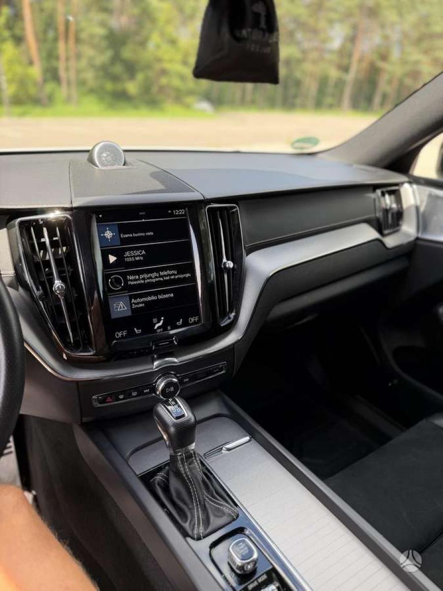 Balts Volvo XC60 2017 Kauņa, ar dzinēja tilpumu 1.97 L un nobraukumu 269 tūkst. km par 20500 €, foto 9 vietnē AUTOMOTO.COM.LV