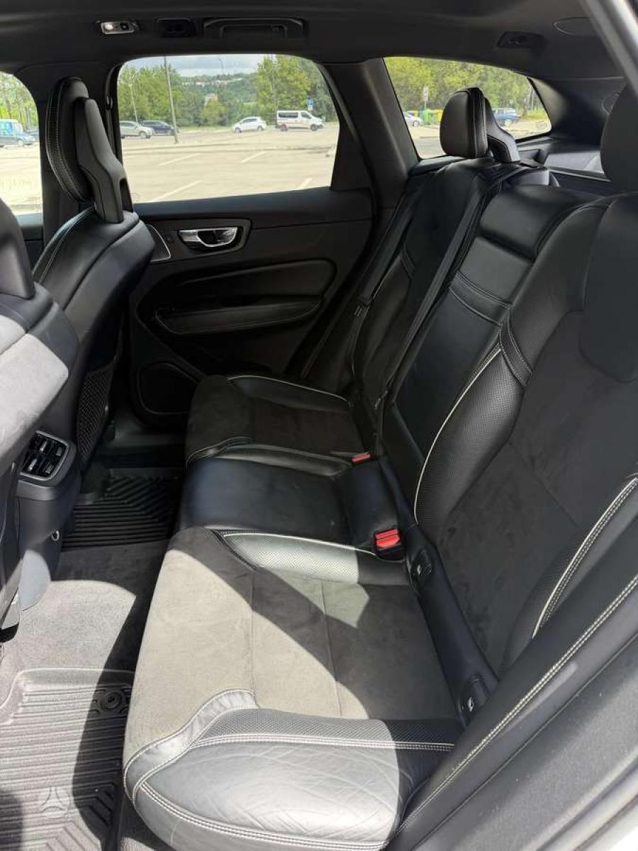 Balts Volvo XC60 2017 Kauņa, ar dzinēja tilpumu 1.97 L un nobraukumu 269 tūkst. km par 20500 €, foto 12 vietnē AUTOMOTO.COM.LV