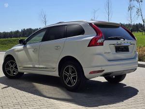 Balts Volvo XC60 2017 Viļņa, ar dzinēja tilpumu 2.40 L un nobraukumu 245 tūkst. km par 15700 €, foto 8 vietnē AUTOMOTO.COM.LV
