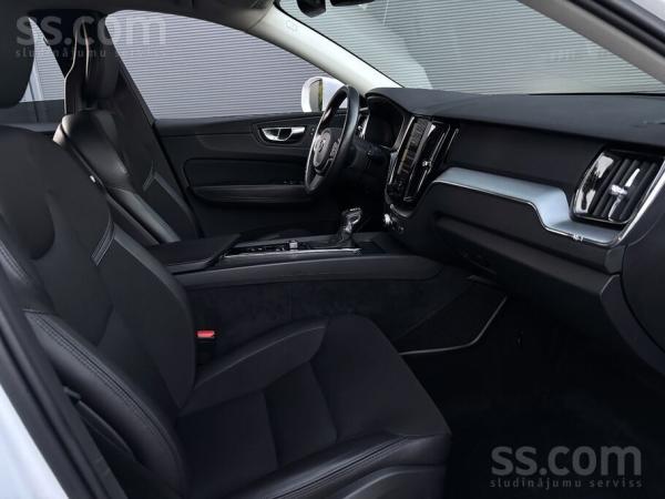 Balts Volvo XC60 2017 Rīga, ar dzinēja tilpumu 2.00 L un nobraukumu 271 tūkst. km par 17400 €, foto 7 vietnē AUTOMOTO.COM.LV