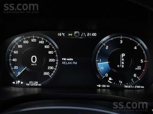 White Volvo XC60 2017 in Riga, with an engine capacity of 2.00 L and mileage of 271 thousand km for 17400 €, photo 15 on AUTOMOTO.COM.LV