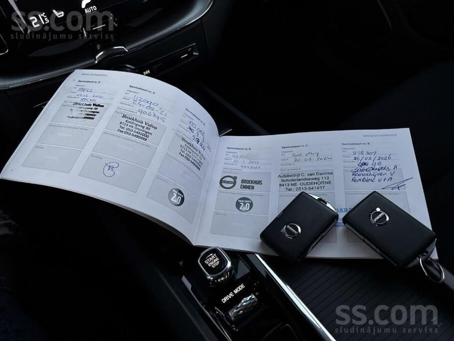 White Volvo XC60 2017 in Riga, with an engine capacity of 2.00 L and mileage of 271 thousand km for 17400 €, photo 31 on AUTOMOTO.COM.LV