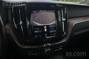 White Volvo XC60 2017 in Kuldiga, with an engine capacity of 2.00 L and mileage of 387 thousand km for 17500 €, photo 16 on AUTOMOTO.COM.LV