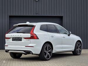White Volvo XC60 2017 in Kaunas, with an engine capacity of 2.00 L and mileage of 269 thousand km for 18999 €, photo 7 on AUTOMOTO.COM.LV