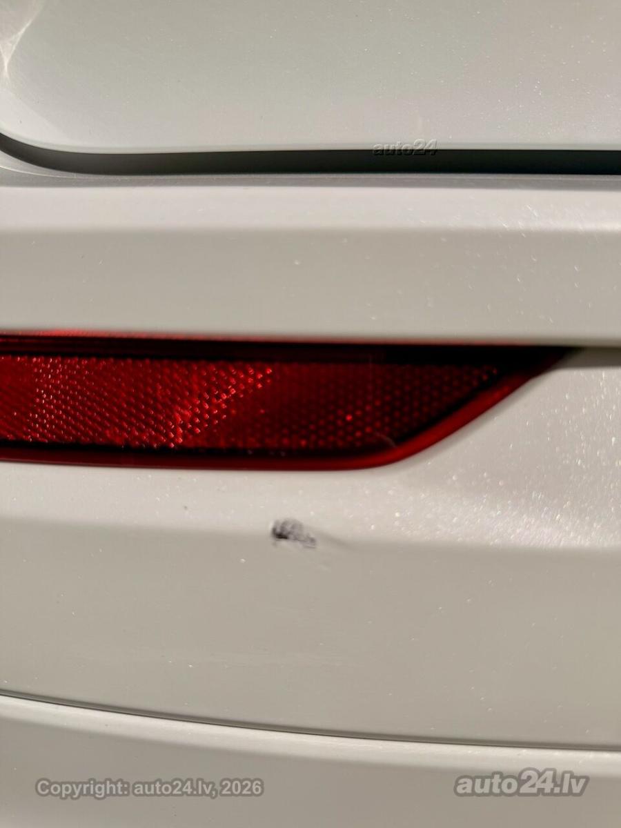 Balts Volvo XC60 2017 Tartu, ar dzinēja tilpumu 2.00 L un nobraukumu 144 tūkst. km par 28900 €, foto 8 vietnē AUTOMOTO.COM.LV