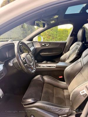 Balts Volvo XC60 2017 Tartu, ar dzinēja tilpumu 2.00 L un nobraukumu 144 tūkst. km par 28900 €, foto 13 vietnē AUTOMOTO.COM.LV