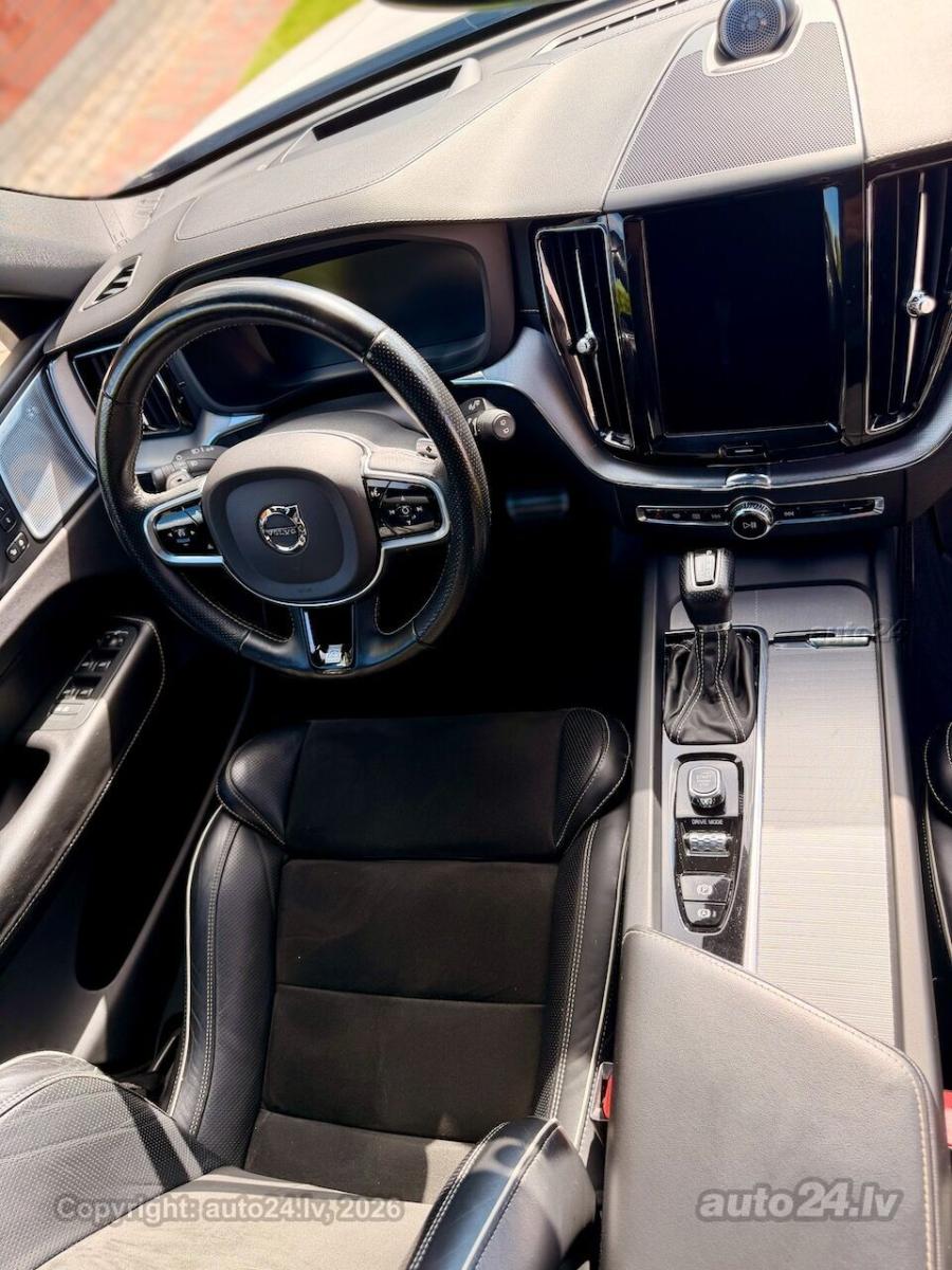 Balts Volvo XC60 2017 Tartu, ar dzinēja tilpumu 2.00 L un nobraukumu 144 tūkst. km par 28900 €, foto 17 vietnē AUTOMOTO.COM.LV