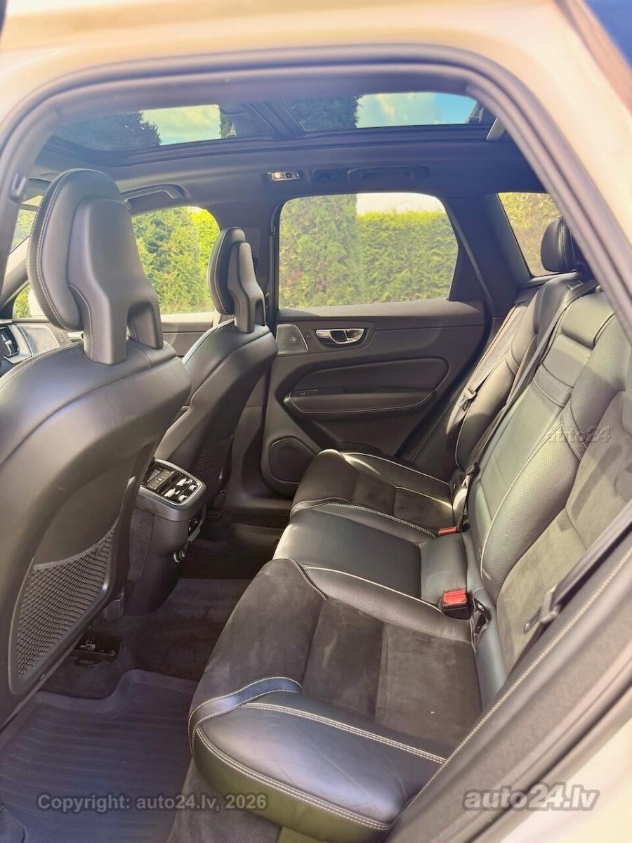 Balts Volvo XC60 2017 Tartu, ar dzinēja tilpumu 2.00 L un nobraukumu 144 tūkst. km par 28900 €, foto 21 vietnē AUTOMOTO.COM.LV