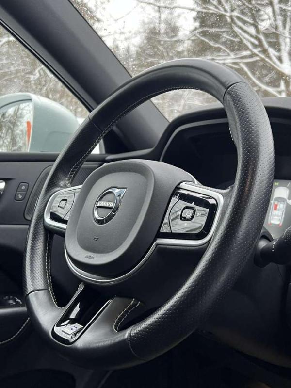 Balts Volvo XC60 2018 Viļņa, ar dzinēja tilpumu 1.97 L un nobraukumu 94 tūkst. km par 25000 €, foto 9 vietnē AUTOMOTO.COM.LV