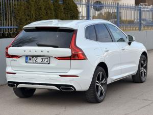 White Volvo XC60 2018 in Vilnius, with an engine capacity of 2.00 L and mileage of 94 thousand km for 25000 €, photo 3 on AUTOMOTO.COM.LV