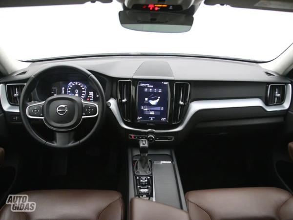 White Volvo XC60 2018 in Vilnius, with an engine capacity of 2.00 L and mileage of 182 thousand km for 23199 €, photo 2 on AUTOMOTO.COM.LV