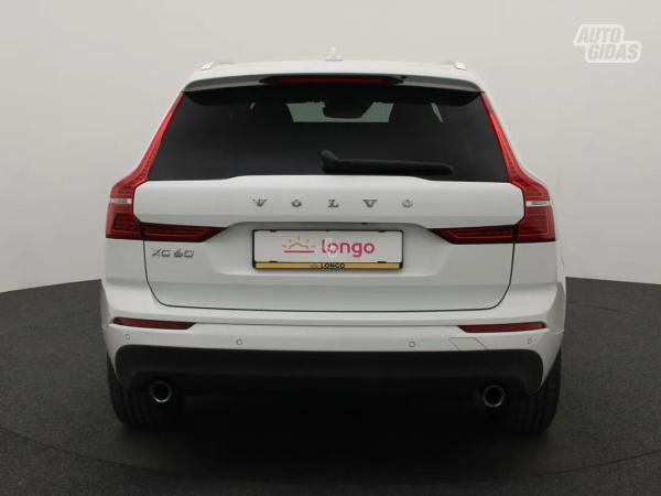White Volvo XC60 2018 in Vilnius, with an engine capacity of 2.00 L and mileage of 182 thousand km for 23199 €, photo 5 on AUTOMOTO.COM.LV