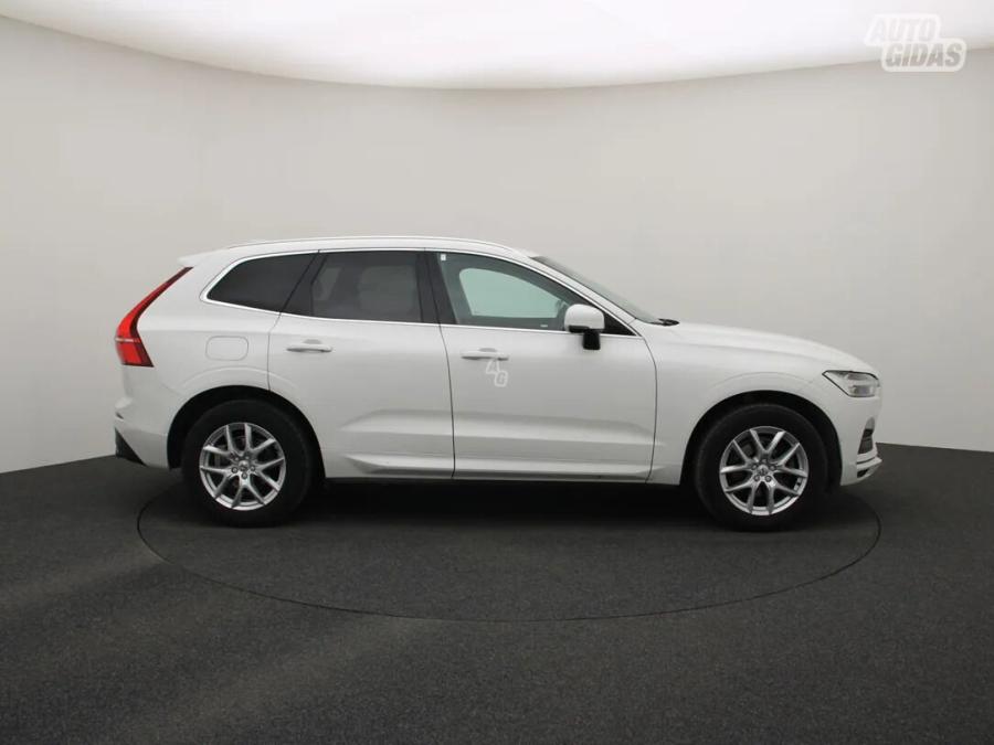 White Volvo XC60 2018 in Vilnius, with an engine capacity of 2.00 L and mileage of 182 thousand km for 23199 €, photo 10 on AUTOMOTO.COM.LV