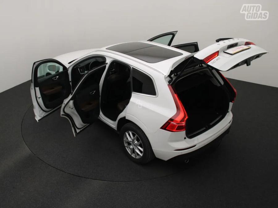 White Volvo XC60 2018 in Vilnius, with an engine capacity of 2.00 L and mileage of 182 thousand km for 23199 €, photo 14 on AUTOMOTO.COM.LV